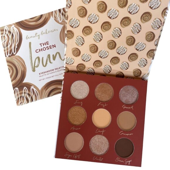 The Chosen Bun Eyeshadow Palette